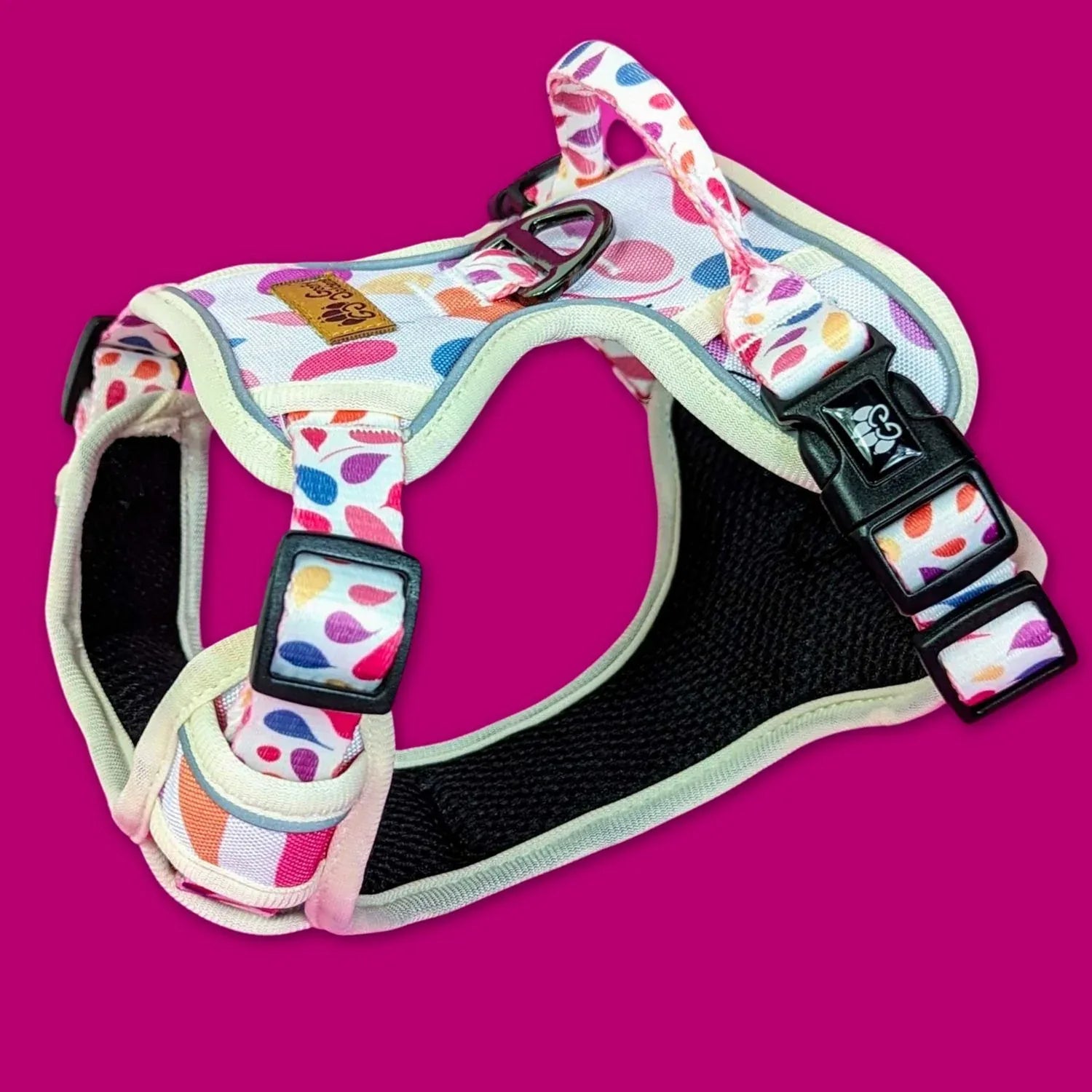 Durable and stylish Y-shaped comfort harness for dogs. Petal pattern ...